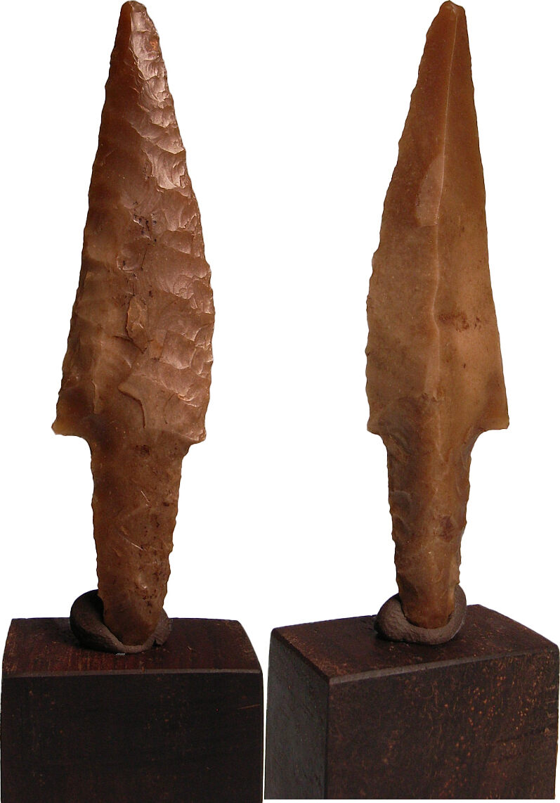 Large Neolithic arrowhead from Flint, Denmark Neolithic collection rare ...