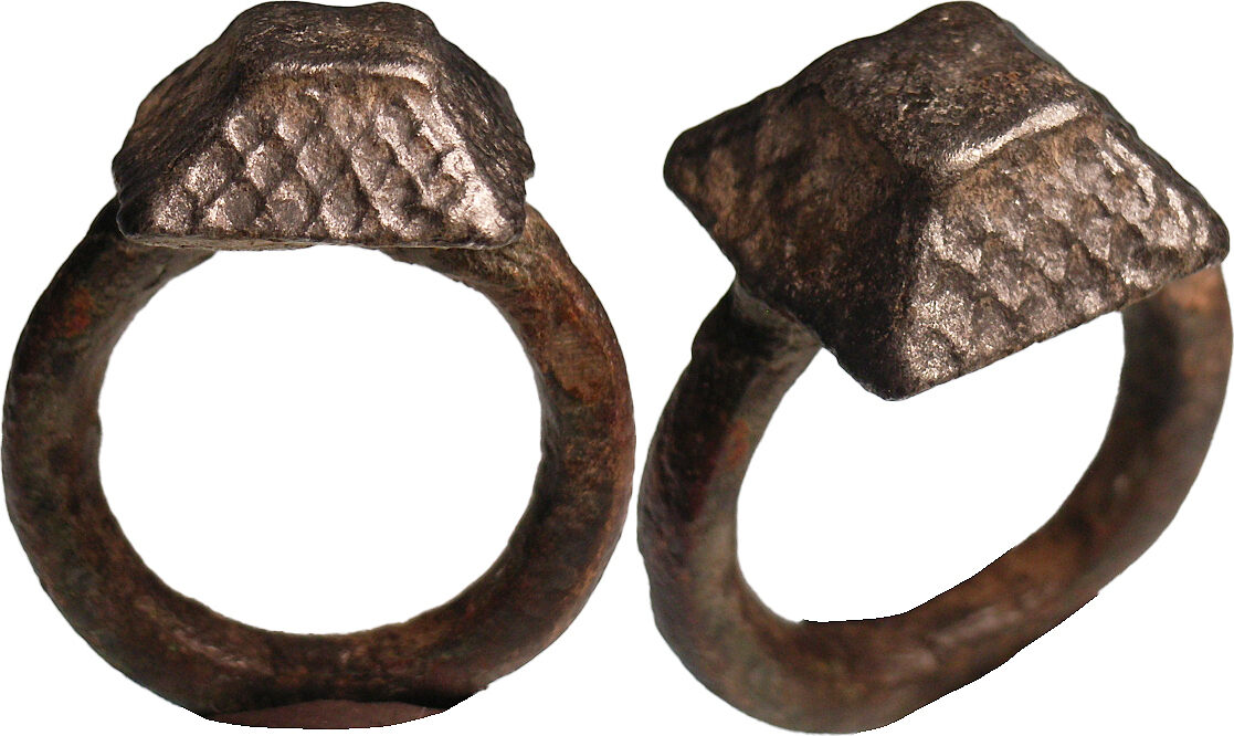 Roman finger ring with shield decoration, Roman collection Men's ring ...