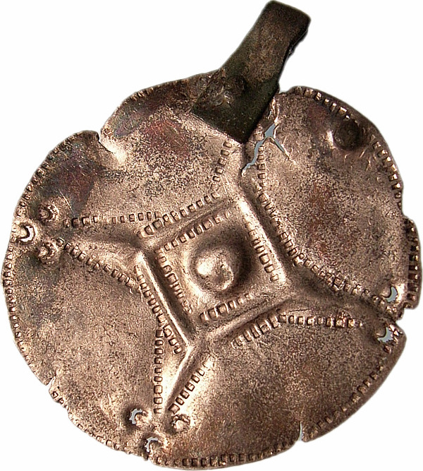 Magnificent Viking pendant with cross decoration and clover leaf ends ...