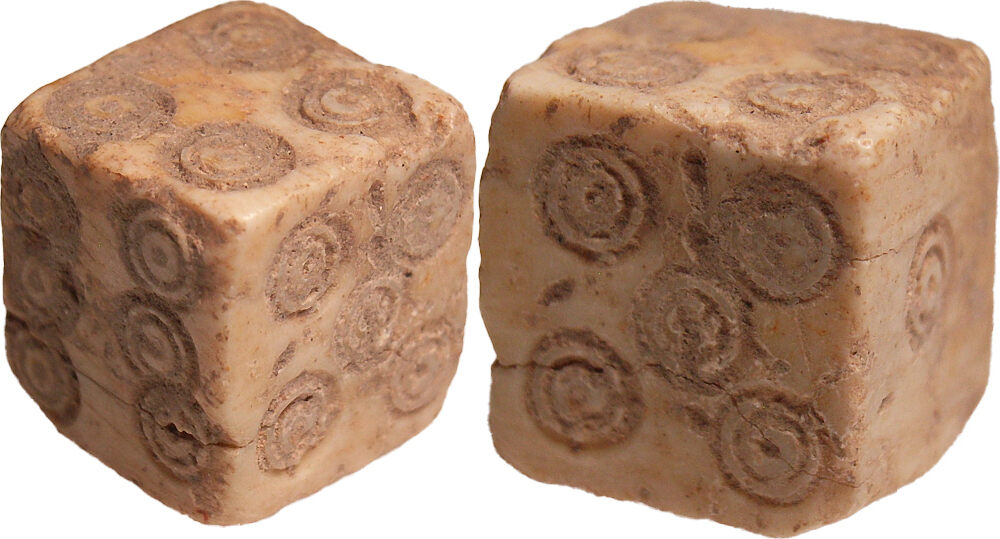 OLD ROMAN Rare leg game dice with numbers, bread and games, Roman II ...