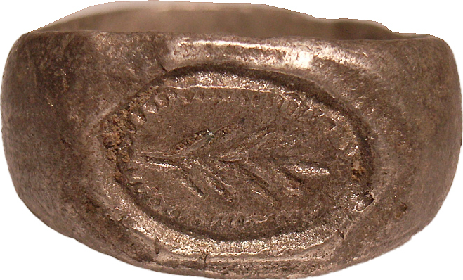 ROMAN Museum-quality Roman signet ring with leaf made of silver ...