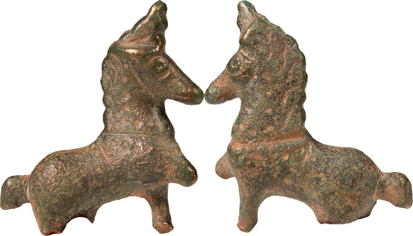 Roman horse bronze statue Thracian with rich decoration, Roman ...