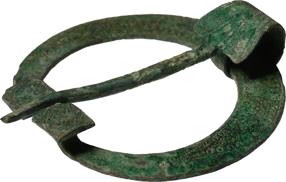 Large Viking Omega fibula with rich decoration, Norman collection VZ ...