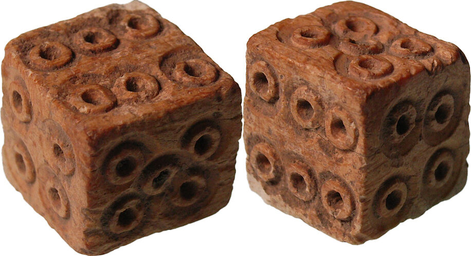 OLD ROMAN Rare leg game dice with numbers, bread and games, Roman 4 ...