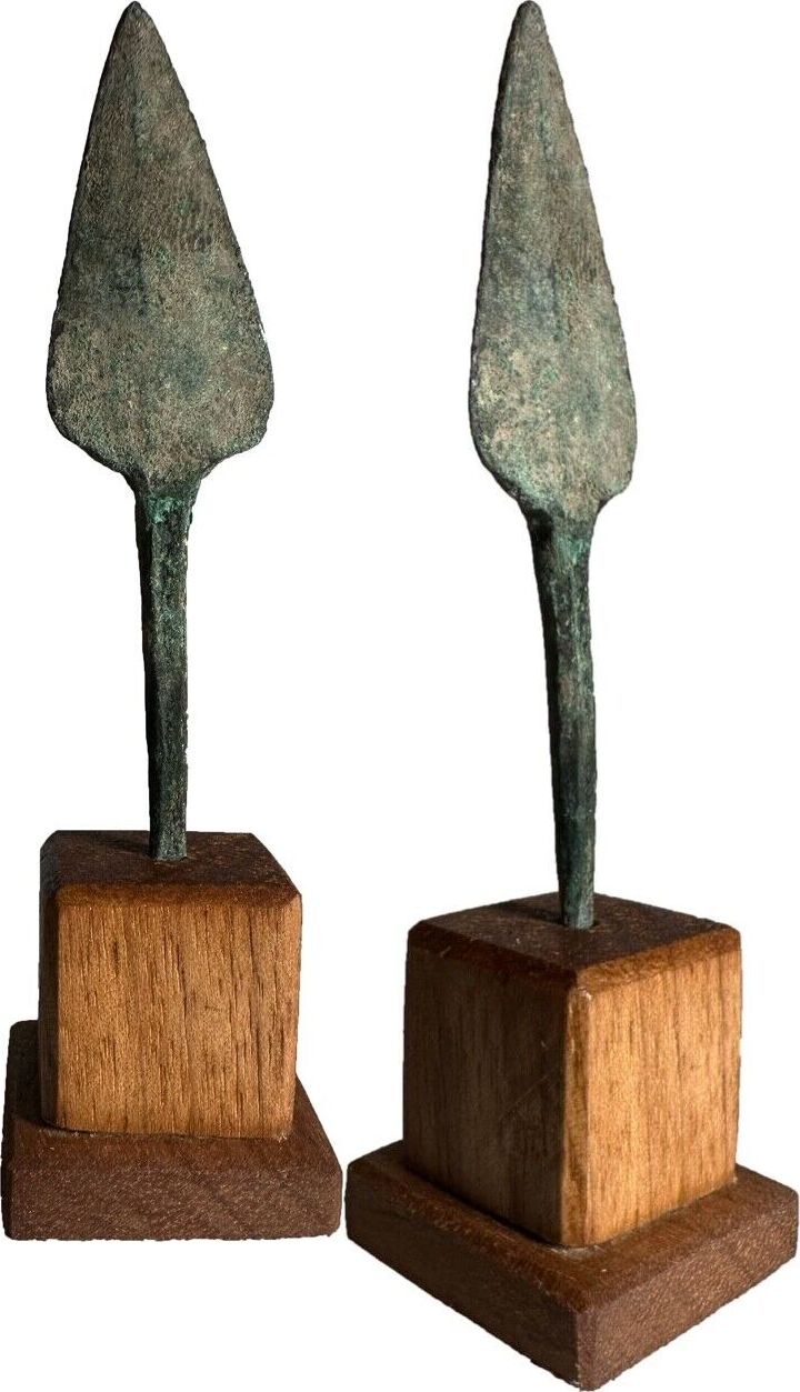 BEST OF: Rare arrowhead from the Bronze Age ANTIQUES COLLECTION ...