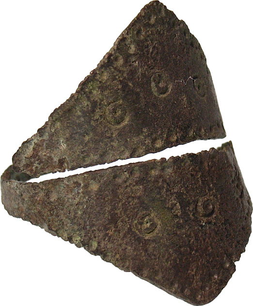 Decorated Viking finger ring with eyes, ring Norman Medieval collection ...