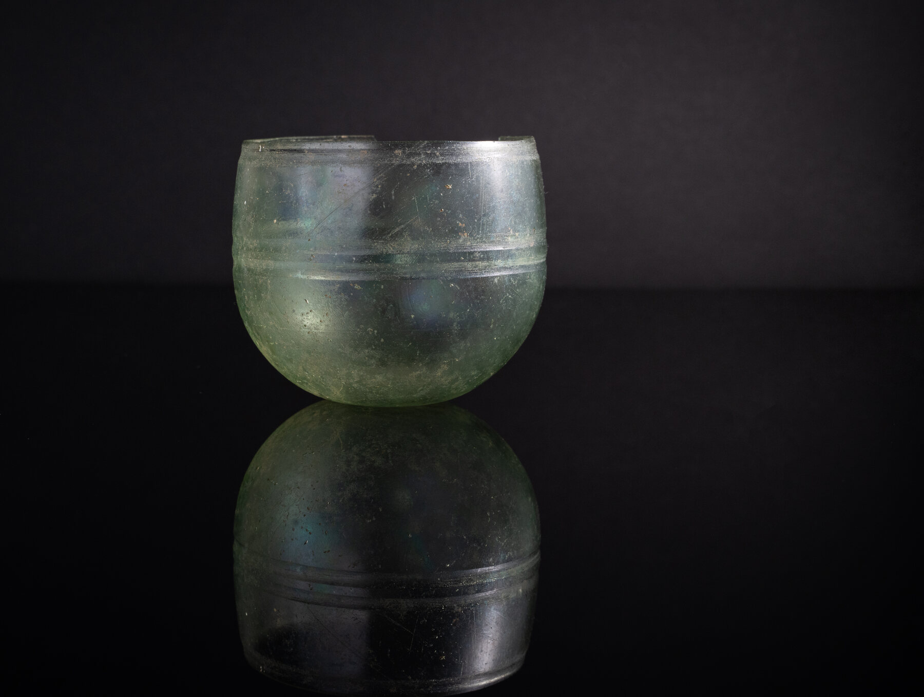 Roman glass cup, drinking cup Ancient Roman glass collection Paul ...