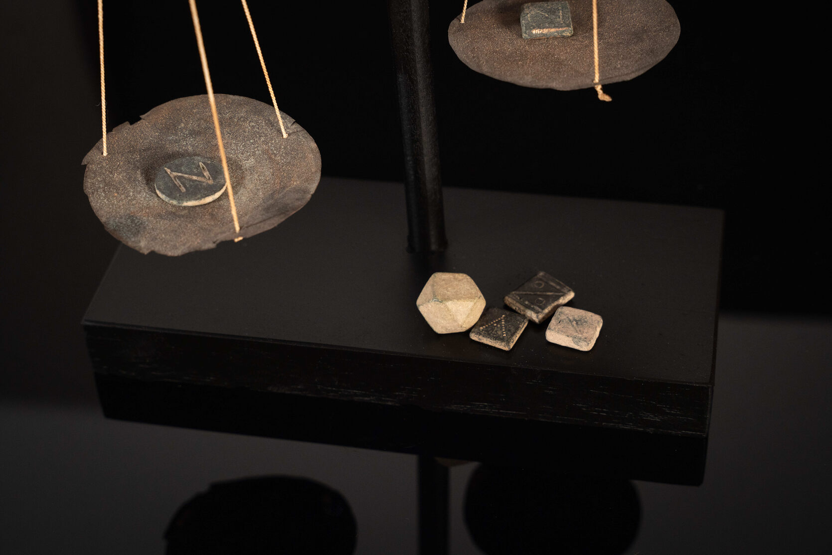 Roman-Greek precision scales with weights made of copper, bronze ...
