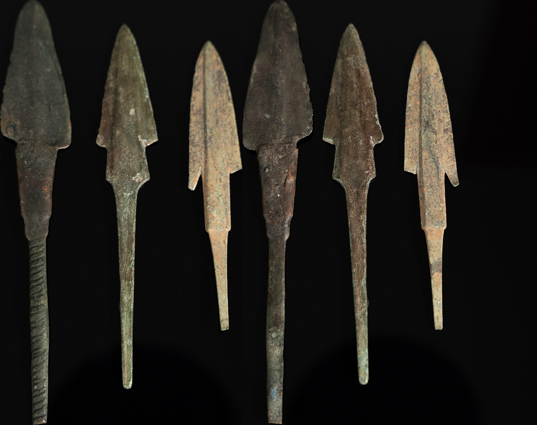 Bronze Age arrowheads, throwing spearheads, antique collection from the ...