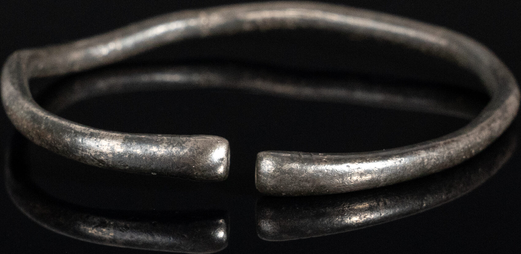 Roman bracelet made of silver with decoration, legionnaire Roman Empire Antiquit | MA-Shops