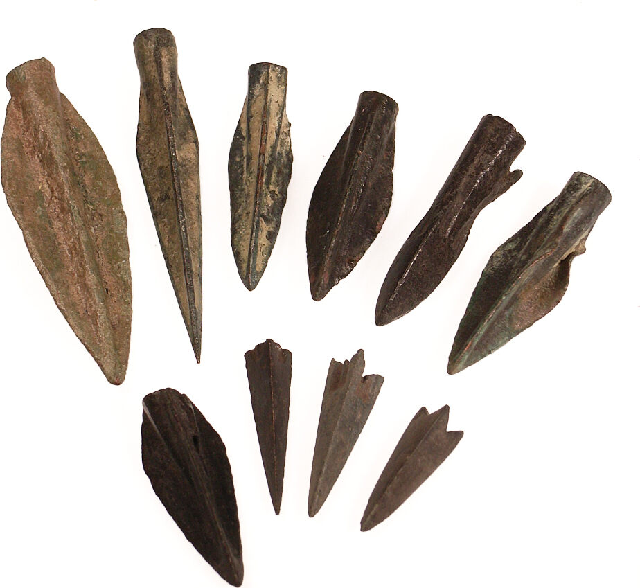 Greek and Roman arrowhead group made of bronze from antiquity | MA-Shops