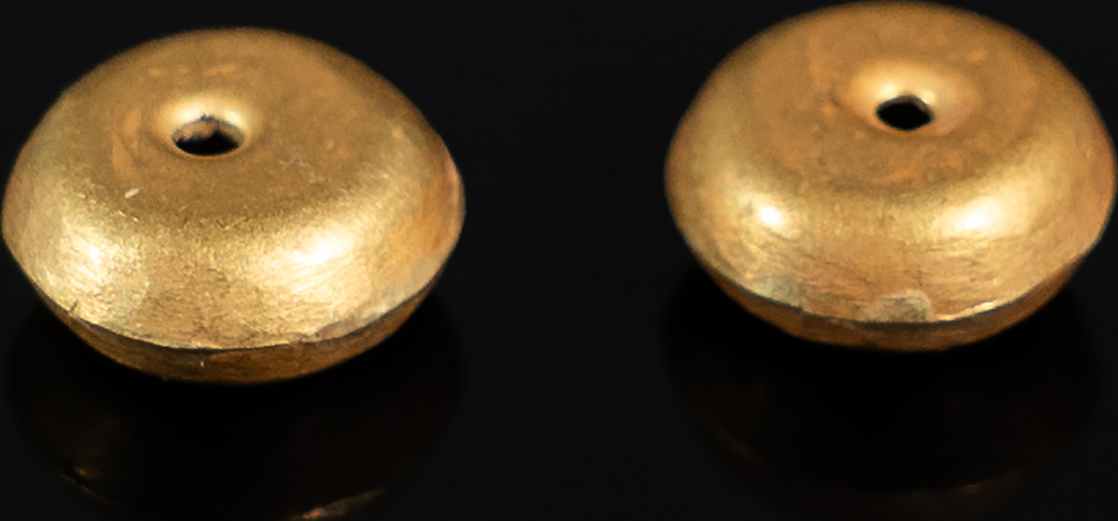 Greco-Bactrian gold beads jewelry beads in a special biconical shape ...