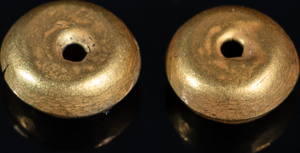 Greco-Bactrian gold beads jewelry beads in a special biconical shape ...