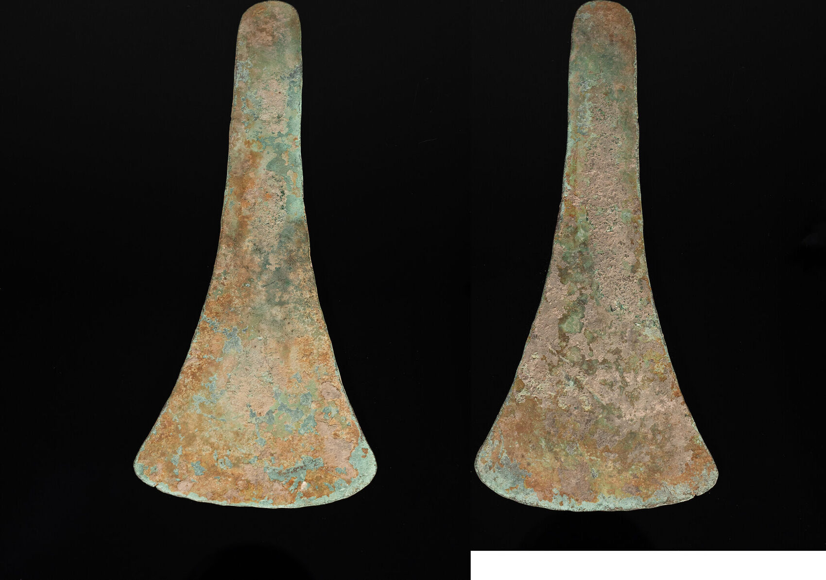 Bronze Age ax blade flat ax in very nice condition Bronze Age | MA-Shops