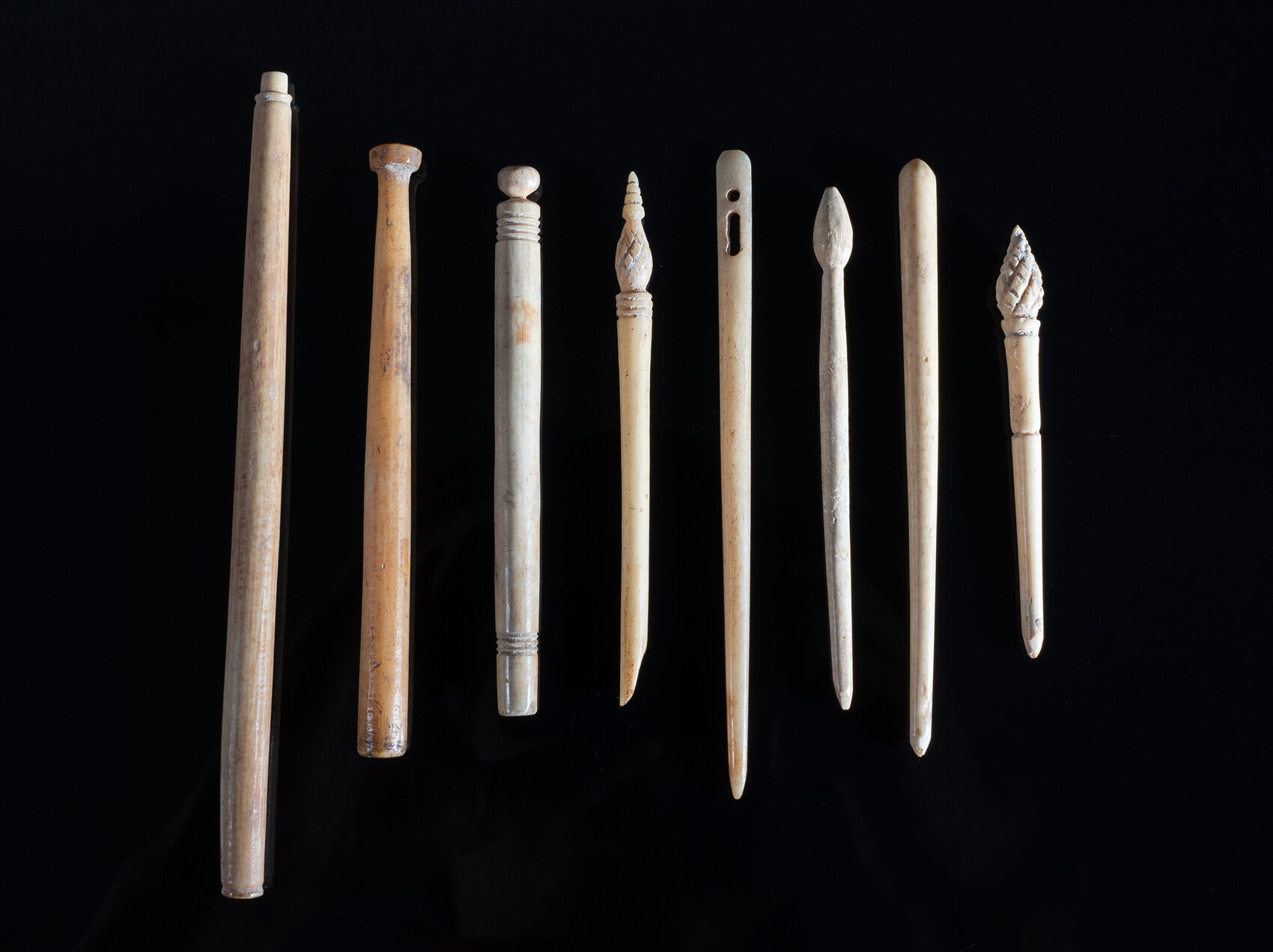 Roman garment pins and hairpins, bone pins collection P. Gaudin | MA-Shops