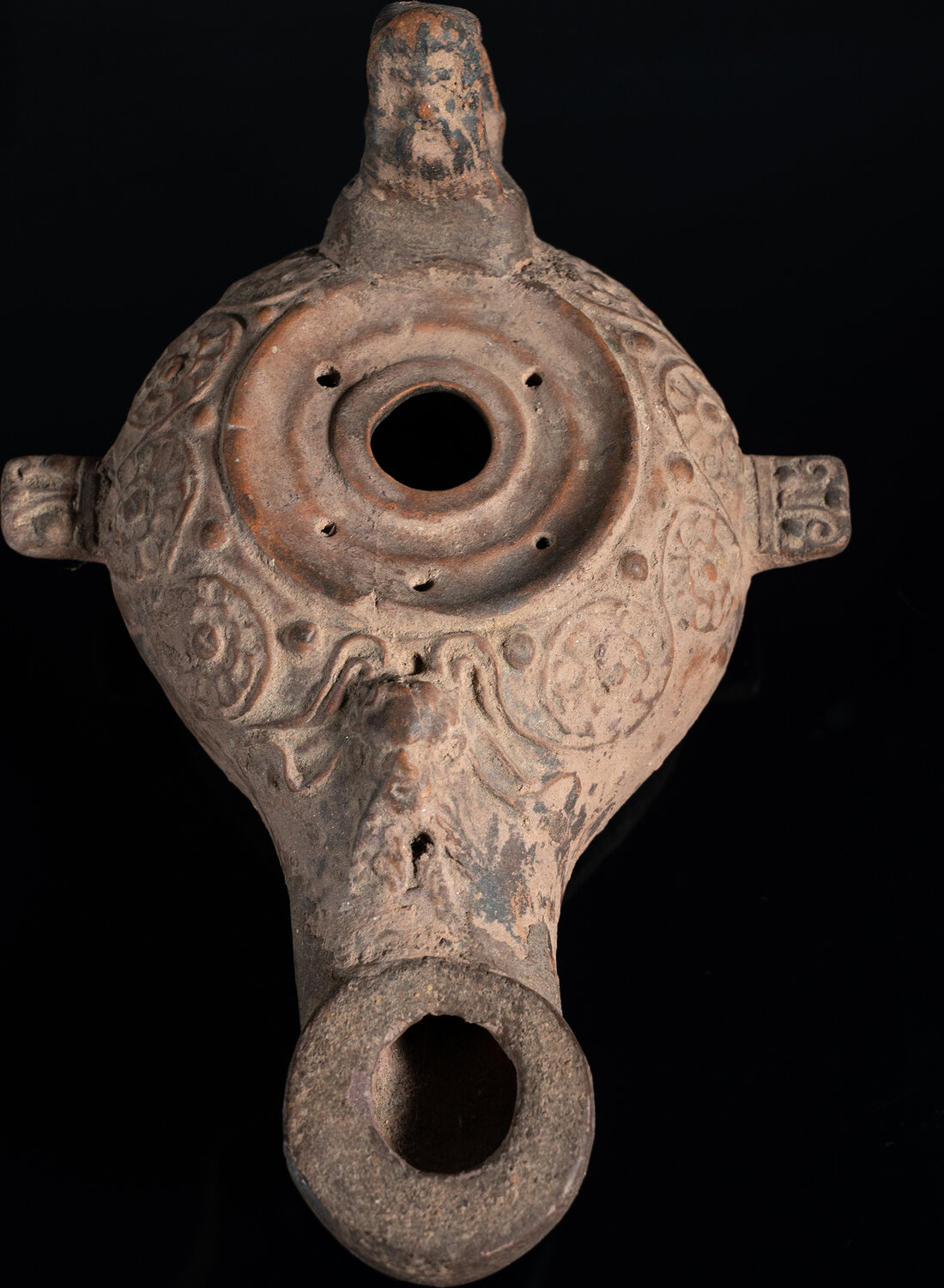 Huge Roman oil lamp with magnificent decoration and faces | MA-Shops