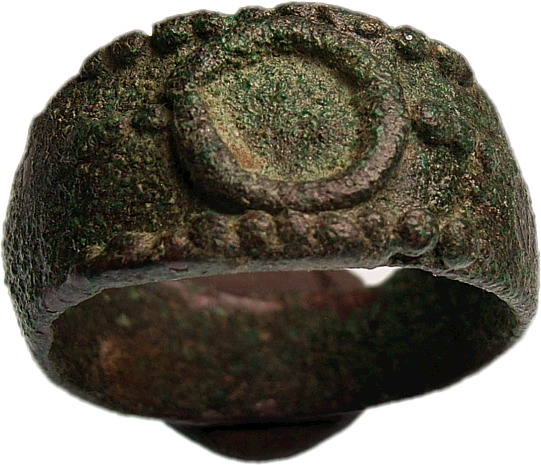 Roman finger ring with decoration Roman collection Woman's ring made of ...