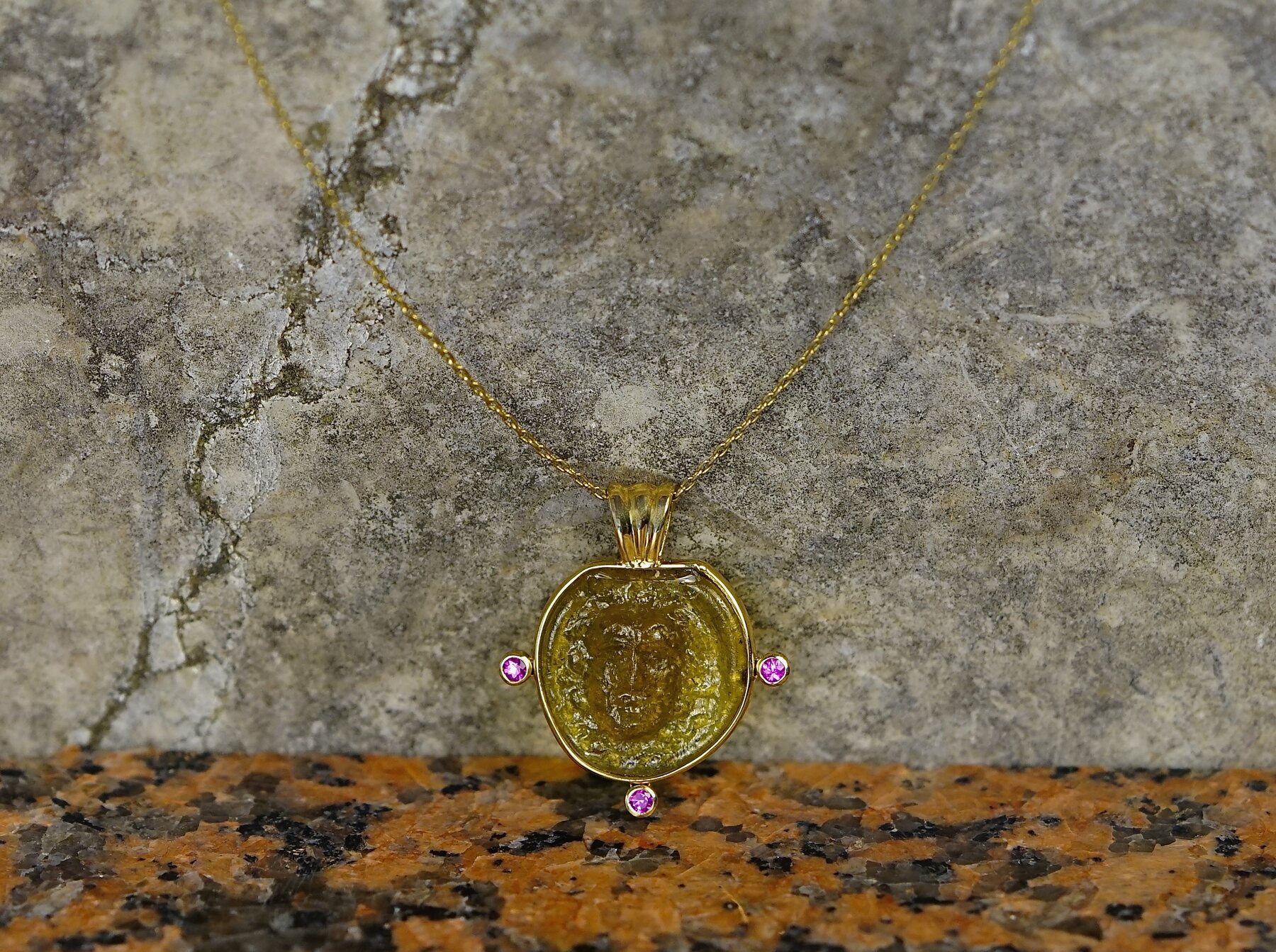 Gold Pendant With Roman Glass Cameo : Gorgoneion (gorgon - Medusa) | MA ...