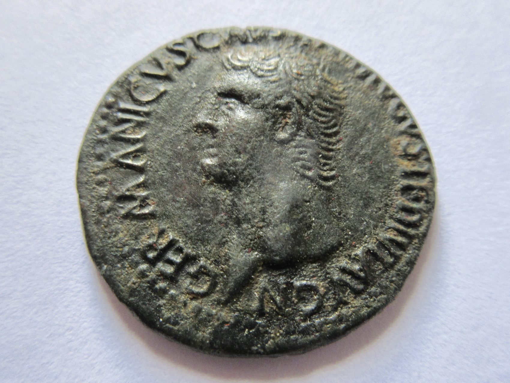 Rom 37/38 n. Chr. As von Germanicus Rs. Umschrift um großes SC very ...