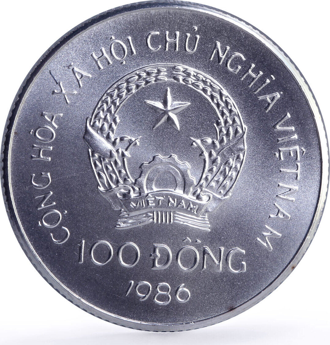 Vietnam 100 dong Peacock Bird Wildlife Conservation Fauna silver coin ...