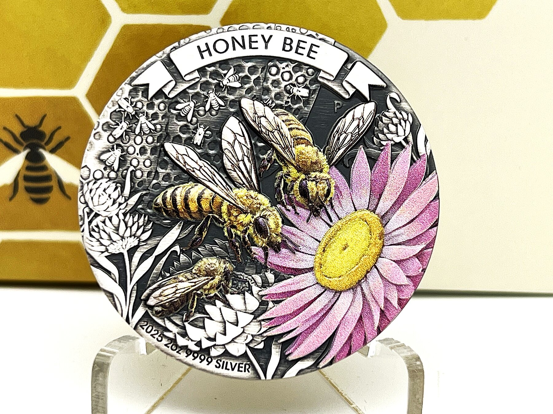 Australia 2$ 2025 HONEY BEE Apis Mellifera 2 oz Silver Coloured Coin ...