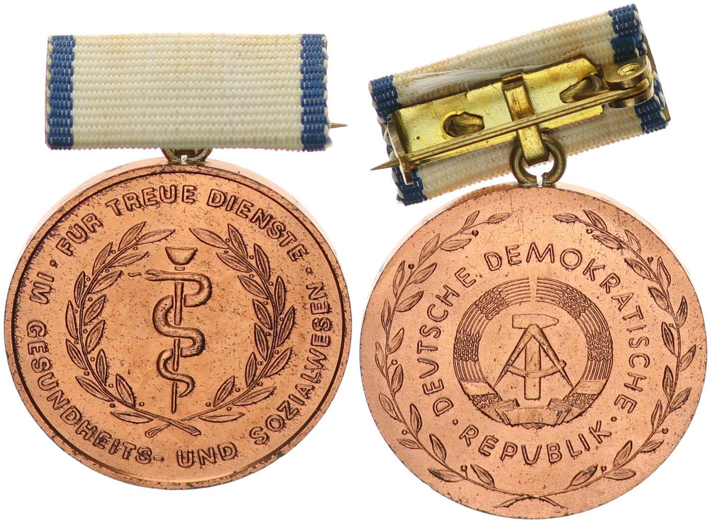 DDR Orden Medaille für treue Dienste im Gesundheits- und Sozialwesen ...