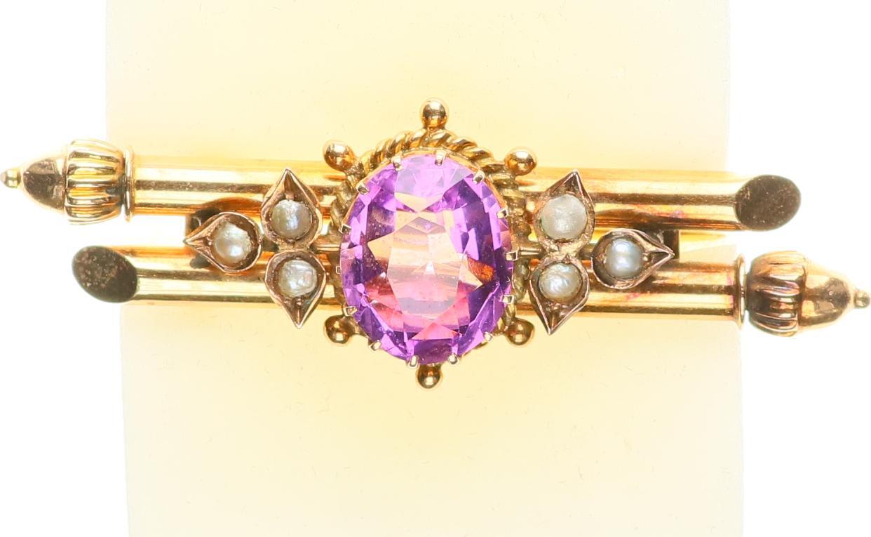 Brosche, Gold 585, mit Amethyst und perlen, 7,2g, ca. 5cm lang | MA-Shops