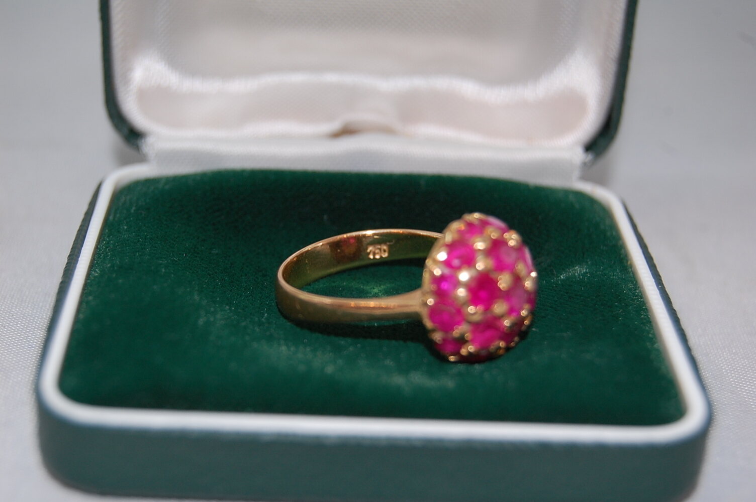 Ring mit Rosa Steinen, 750 Gold, Ringgröße 56 | MA-Shops