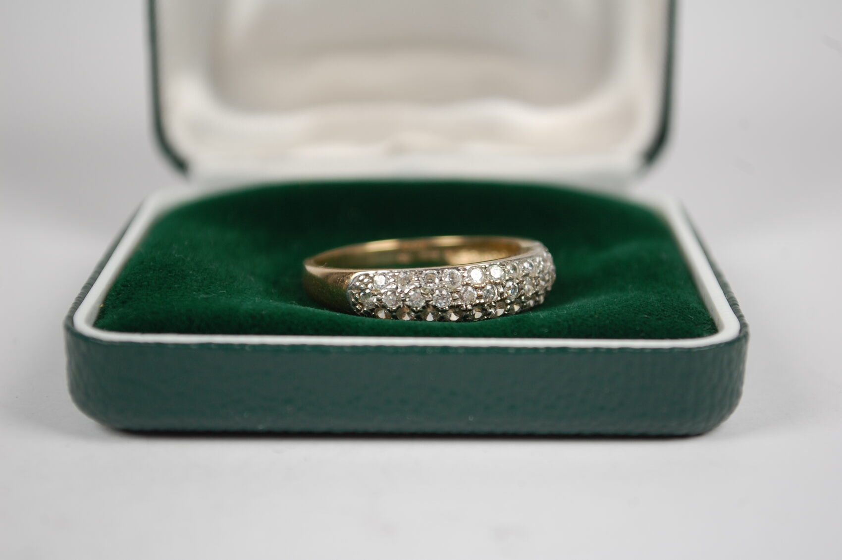 Ring, 333 Gold, mit Zirkonen, Ringgröße 62 | MA-Shops