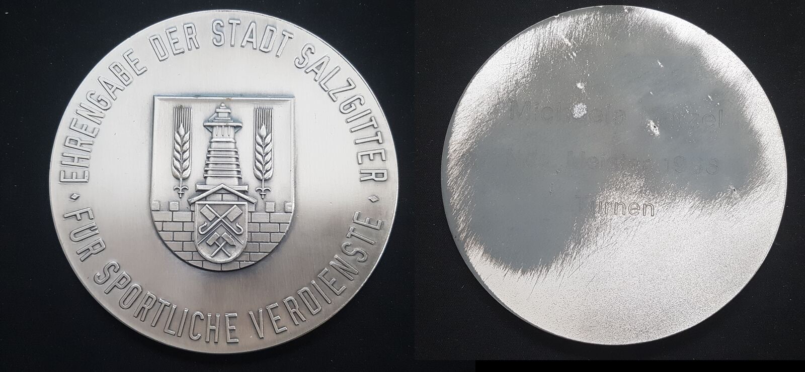 3. Reich Medaille Ehrengabe der Stadt Salzgitter im Etui siehe Fotos ...