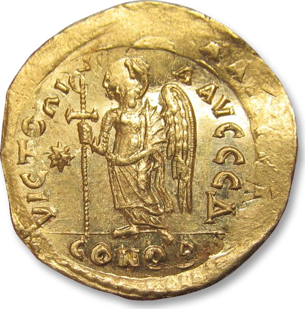 BYZANTINE EMPIRE AV gold solidus circa 522-527 A.D. Justinus I / Justin ...
