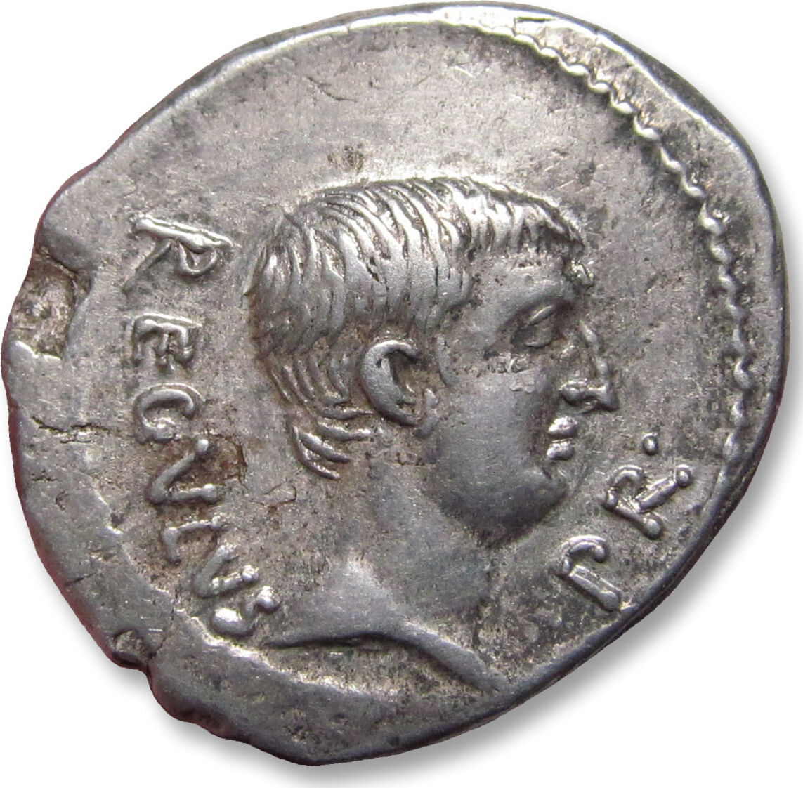 ROMAN REPUBLIC AR denarius 42 B.C. L. Livineius Regulus, Rome mint ...