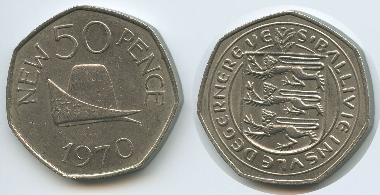 Guernsey 50 New Pence 1970 G10001 - Ducal cap of the Duke of Normandy ...