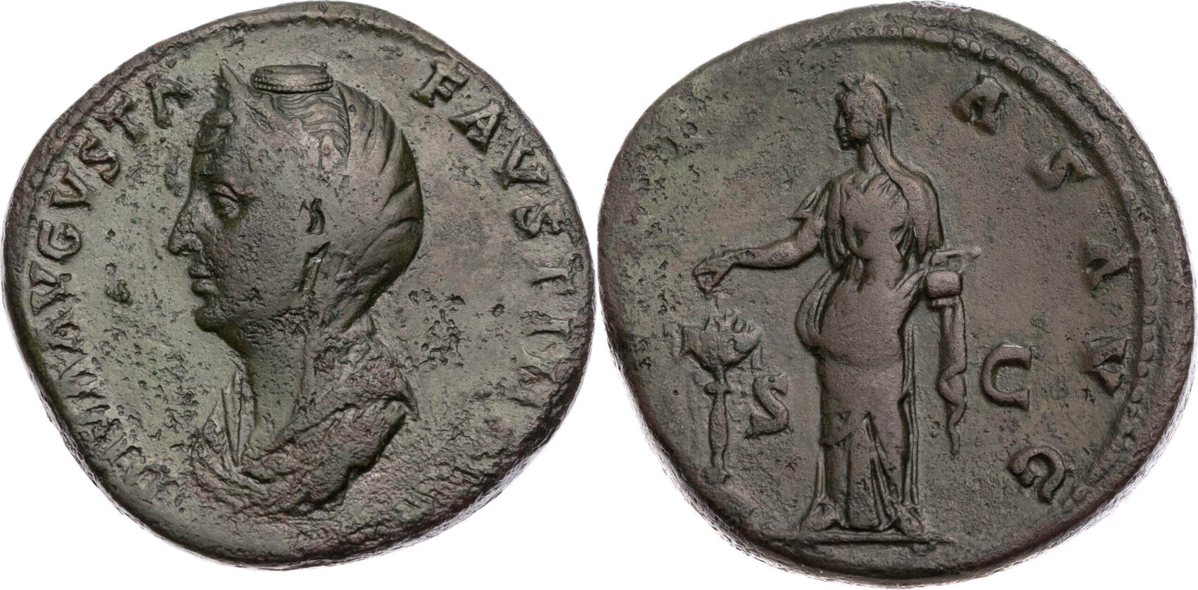 Römische Kaiserzeit Sesterz 141 n. Chr. Diva Faustina I., Büste / PIETAS AVG, Pietas streut ...