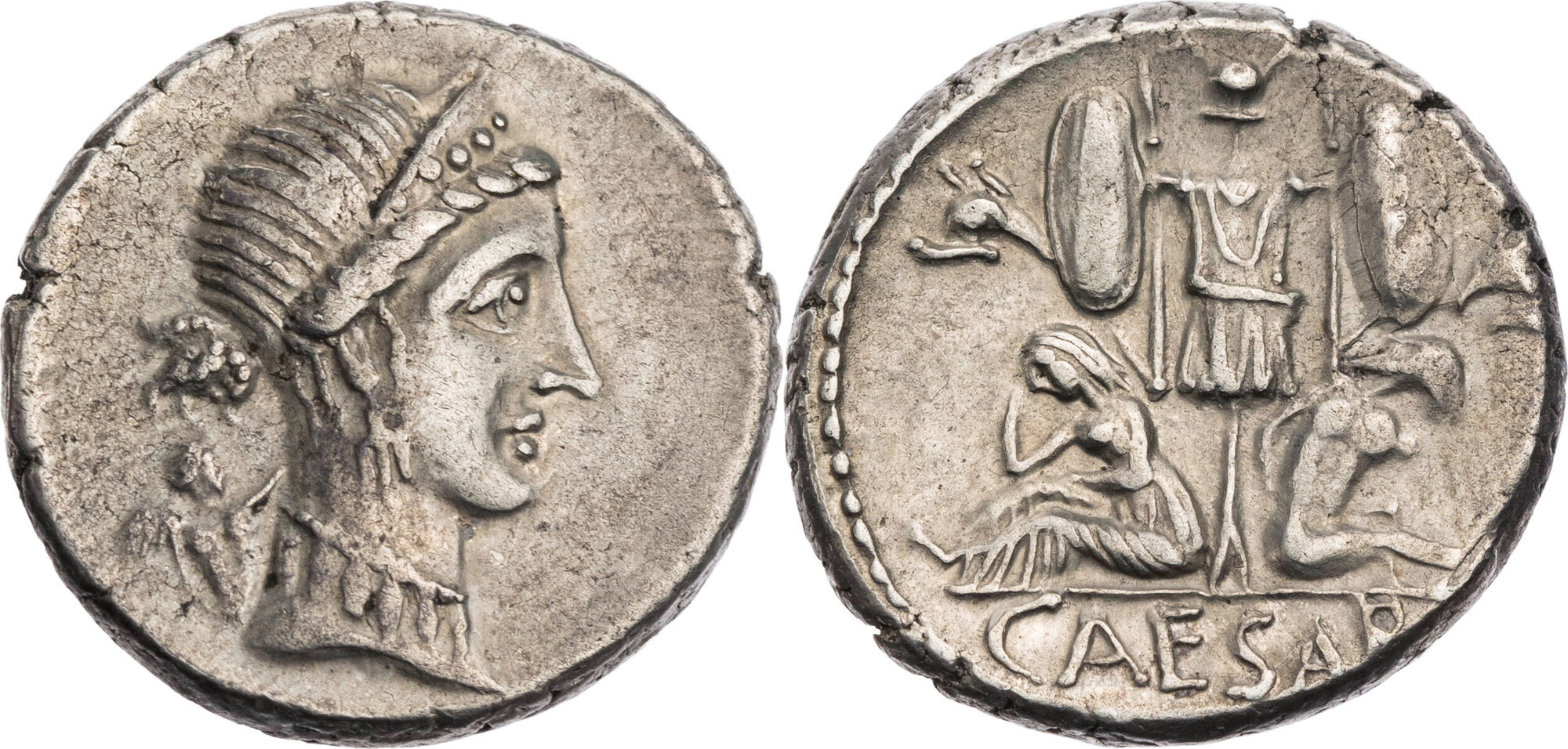 Römische Republik Denar 46/45 v. Chr. C. Iulius Caesar, Kopf der Venus ...