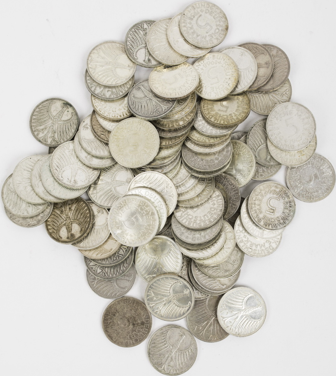 Bundesrepublik Deutschland 90 x 5 DM 1957-1974 DFGJ Lot von 90 Münzen ...