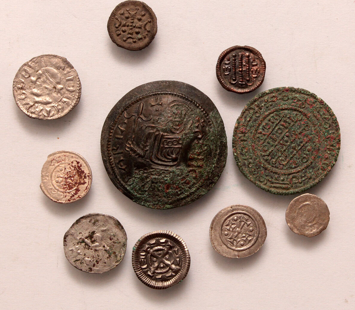 Hungary denar 12-14th cent SOLD AS SEEN, NO RETURNS ON LOT !!! | MA-Shops