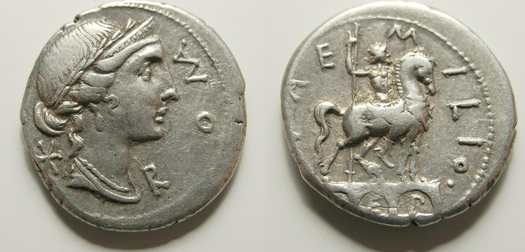 ROMAN REPUBLIC Denarius Man. Aemilius Lepidus, 114-113 BC, Rome mint VF ...