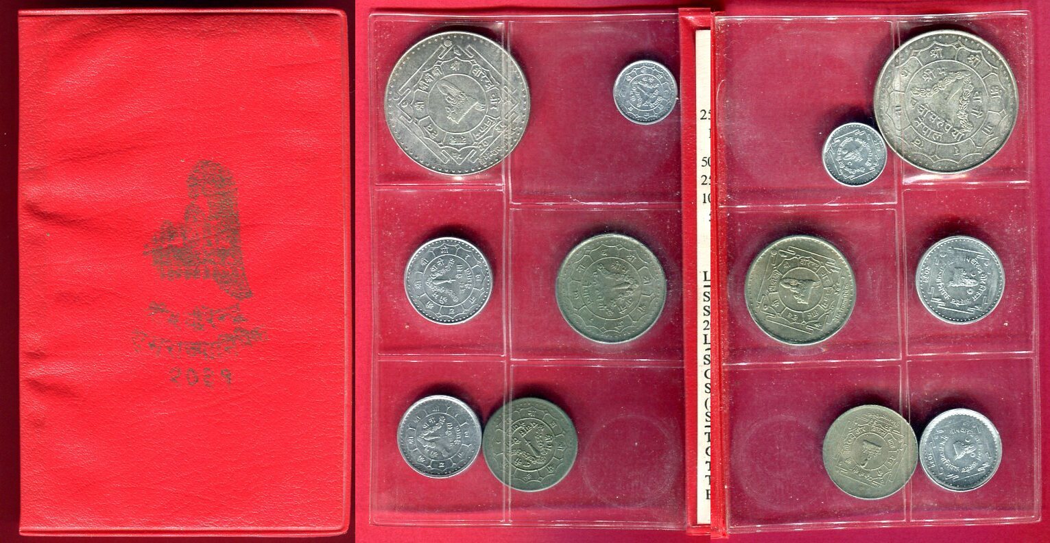 26 Rupie + 91 Pice Nepal Coins See picture | MA-Shops