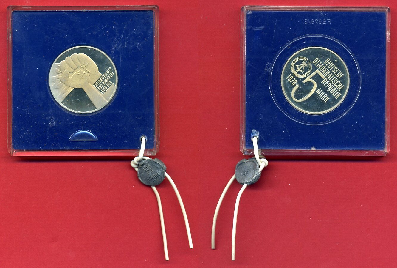 DDR 5 Mark Cu/Ni Gedenkmünze 1978 Anti-Apartheid-Jahr Proof sealed ...