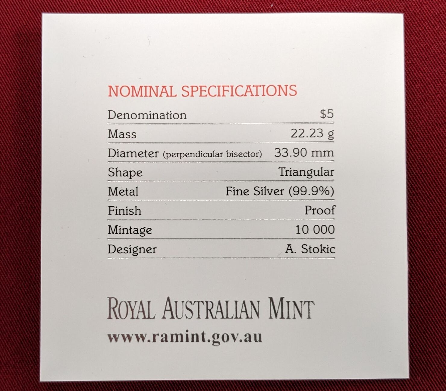 Australien 5 Dollar Silbermünze - Triangular Coin 2014 Lest We Forget ...
