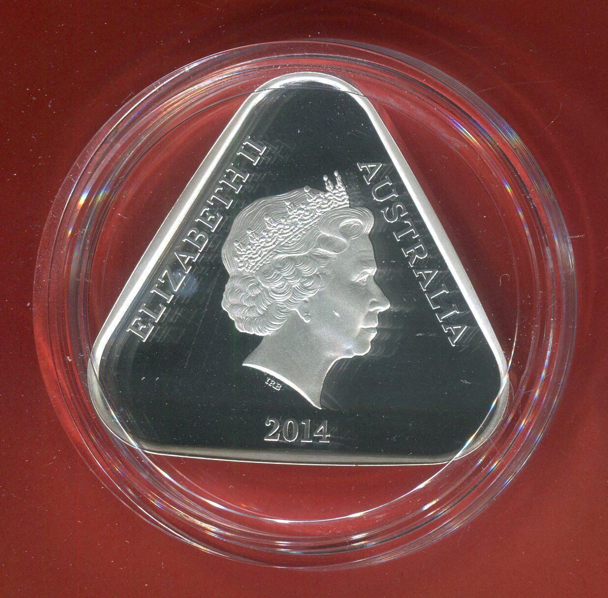 Australien 5 Dollar Silbermünze - Triangular Coin 2014 Lest We Forget ...