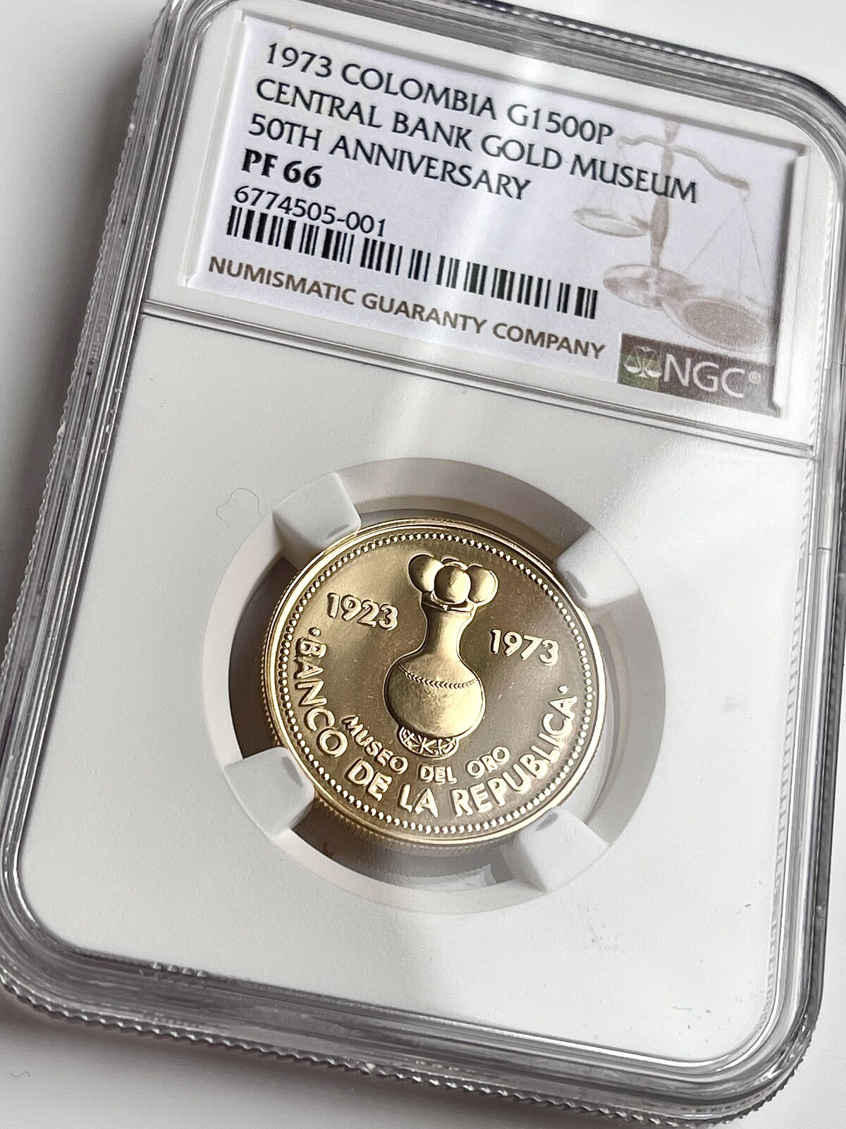 G1500P Colombia – 1973 – 1500 Pesos – Gold Museum of the Central Bank ...