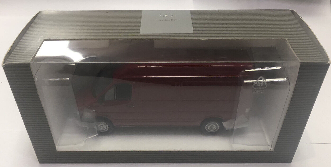 Modellauto Mercedes-Benz Sprinter B67871064 piemontrot M 1:43 | MA-Shops