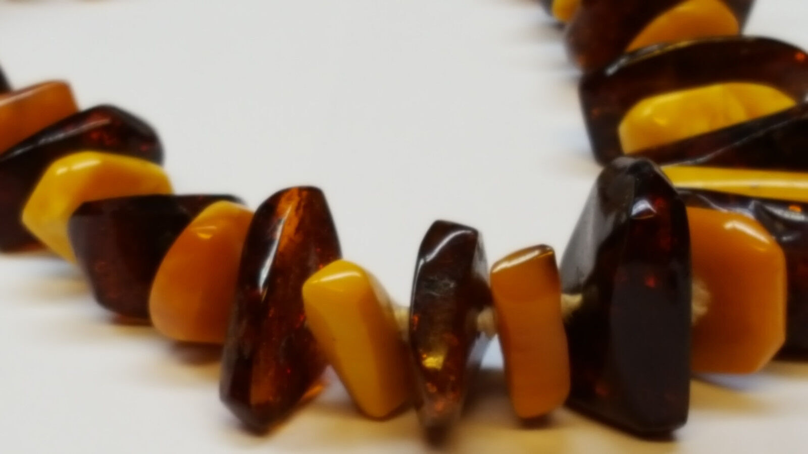 Alte Bernsteinkette Kette Bernstein Amber Butterscotch Ambre 83,4 Gramm ...