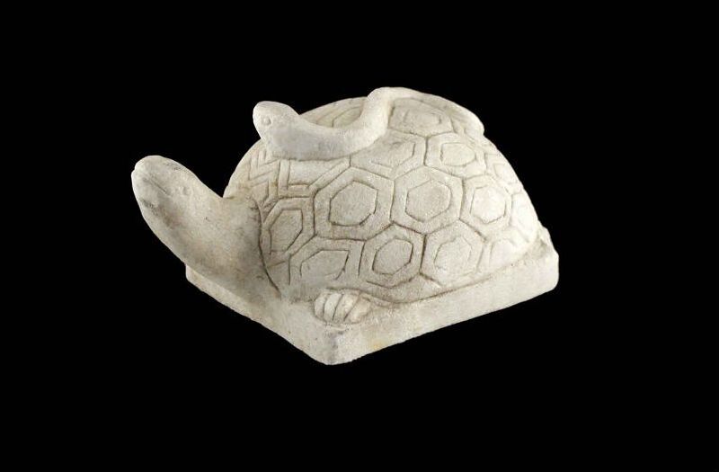 Asian art Impressive white marble sculpture of a Turtle, China, Han ...