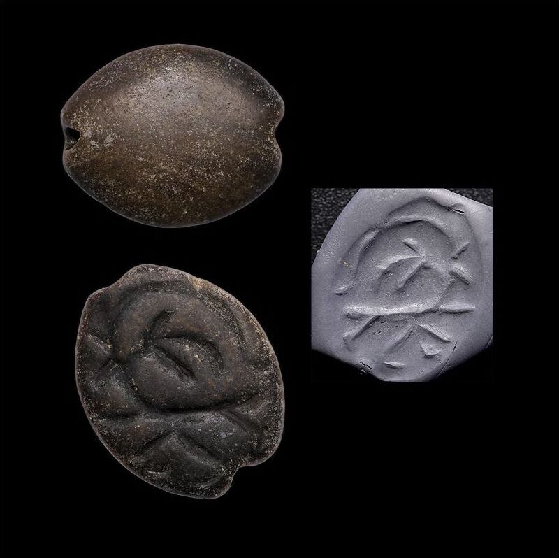 Ancient art Large Ubaid period stamp seal in brown stone Mesopotamia ...