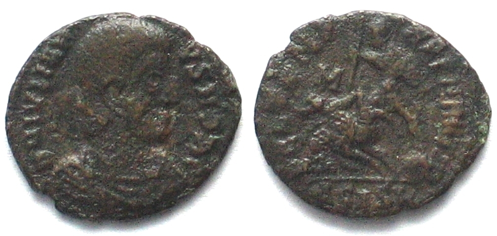 Roman Imperial JULIAN II Apostata (355-363 AD), AE Follis, 355-357 ...