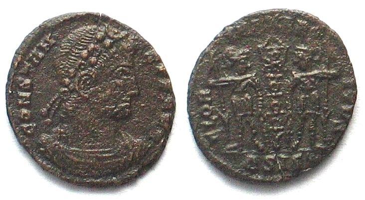 Roman Imperial CONSTANTIUS II (324-361 AD). AE Follis, 351-355, ΔSIS ...
