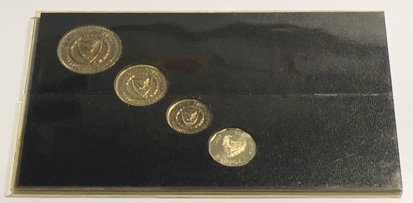 Zypern CYPRUS 1982 BU MINT SET 4 pcs. LAST MIL COINS OF THE REPUBLIC OF ...